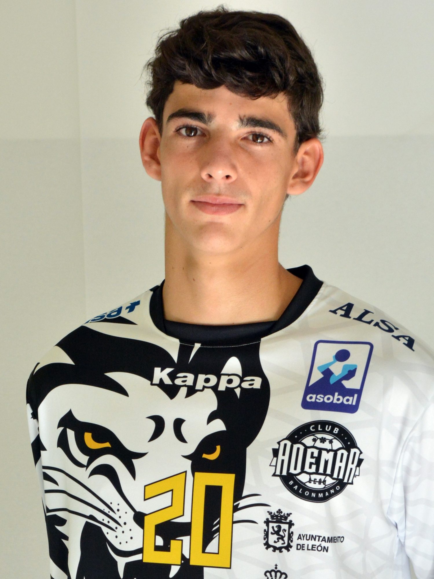 El joven Javier Espinosa, segunda incorporación para el UBU San Pablo ...