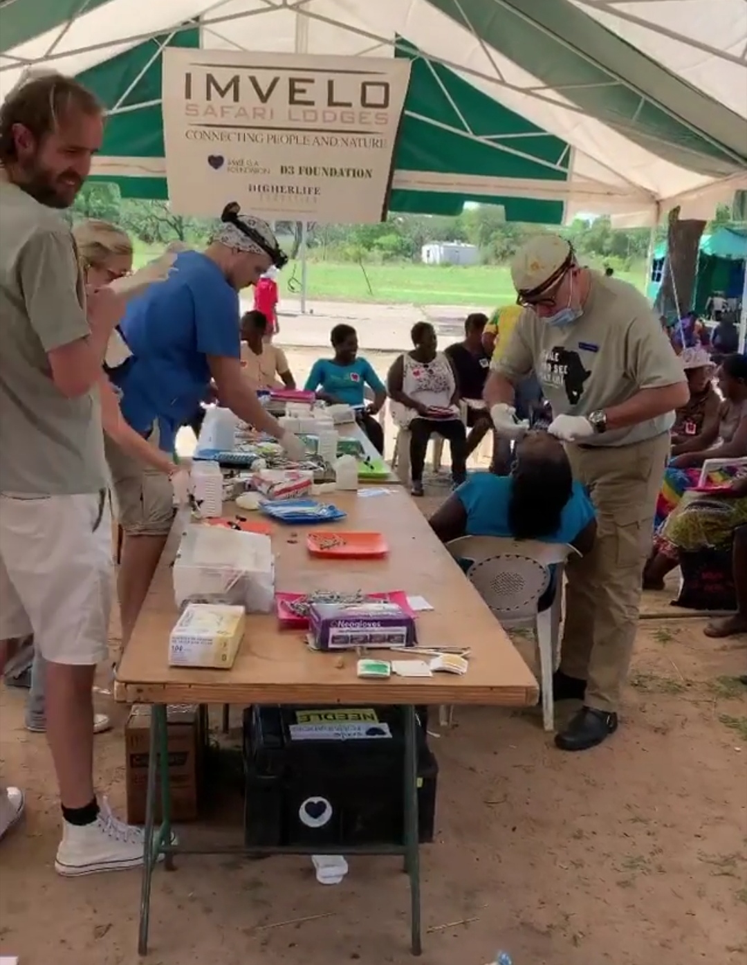 César Colina, solidaridad de la mano a la boca – Revista Forofos