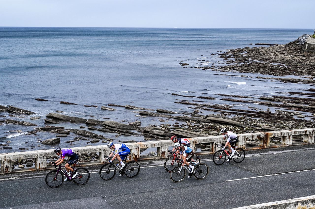 Jetse Bol, premio a la Combatividad en la primera etapa de la Vuelta a ...