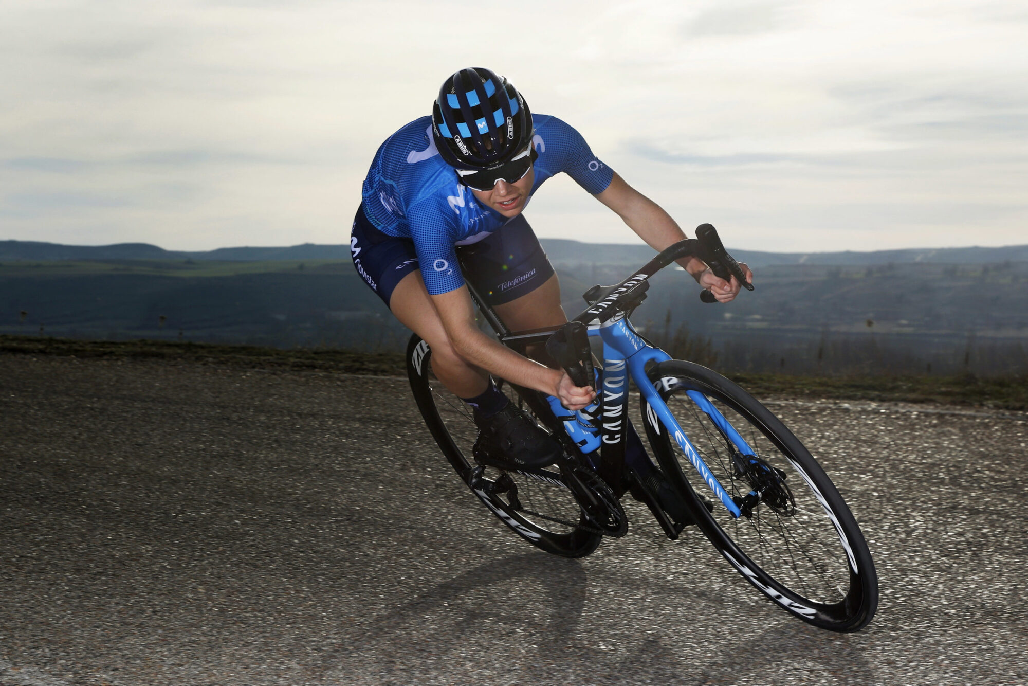 Sara Martín se estrena con el Movistar Team – Revista Forofos