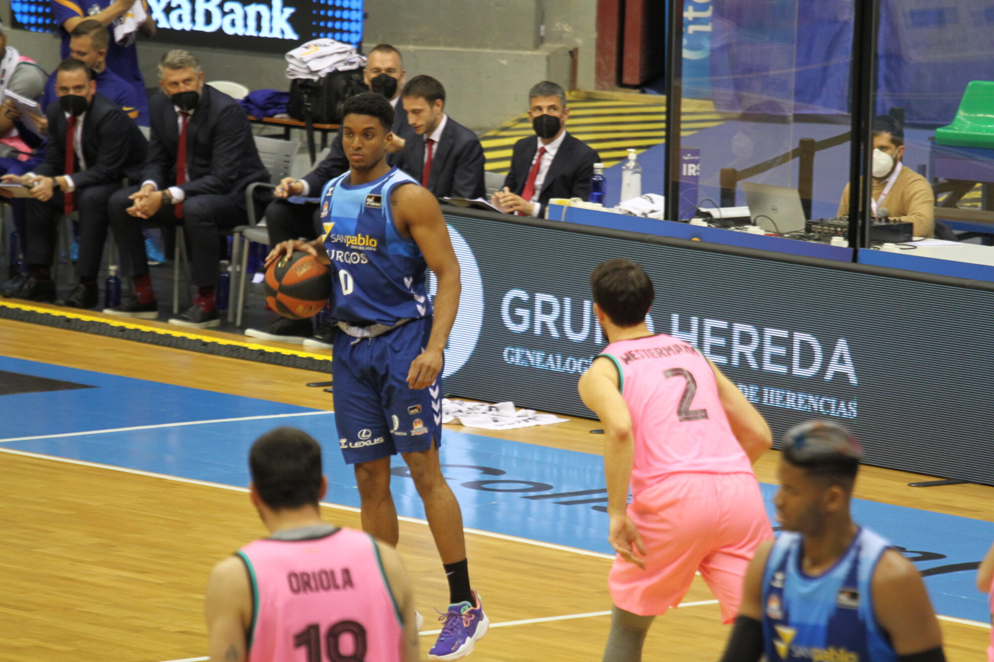 Kareem Queeley asciende al primer equipo del Hereda San Pablo – Revista ...