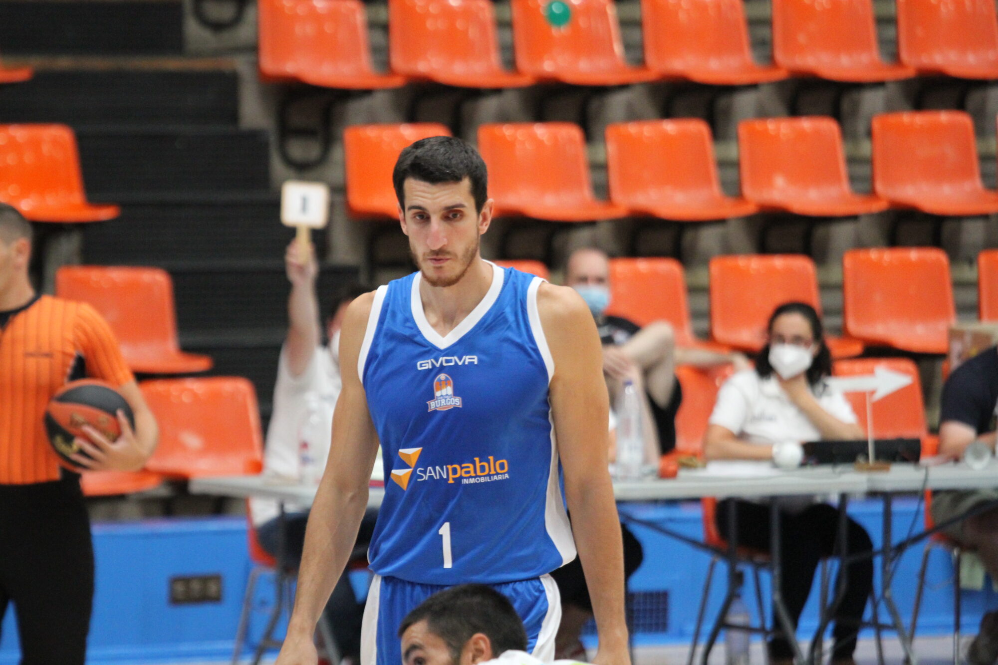 Kravic decide sobre la bocina (94-92) – Revista Forofos