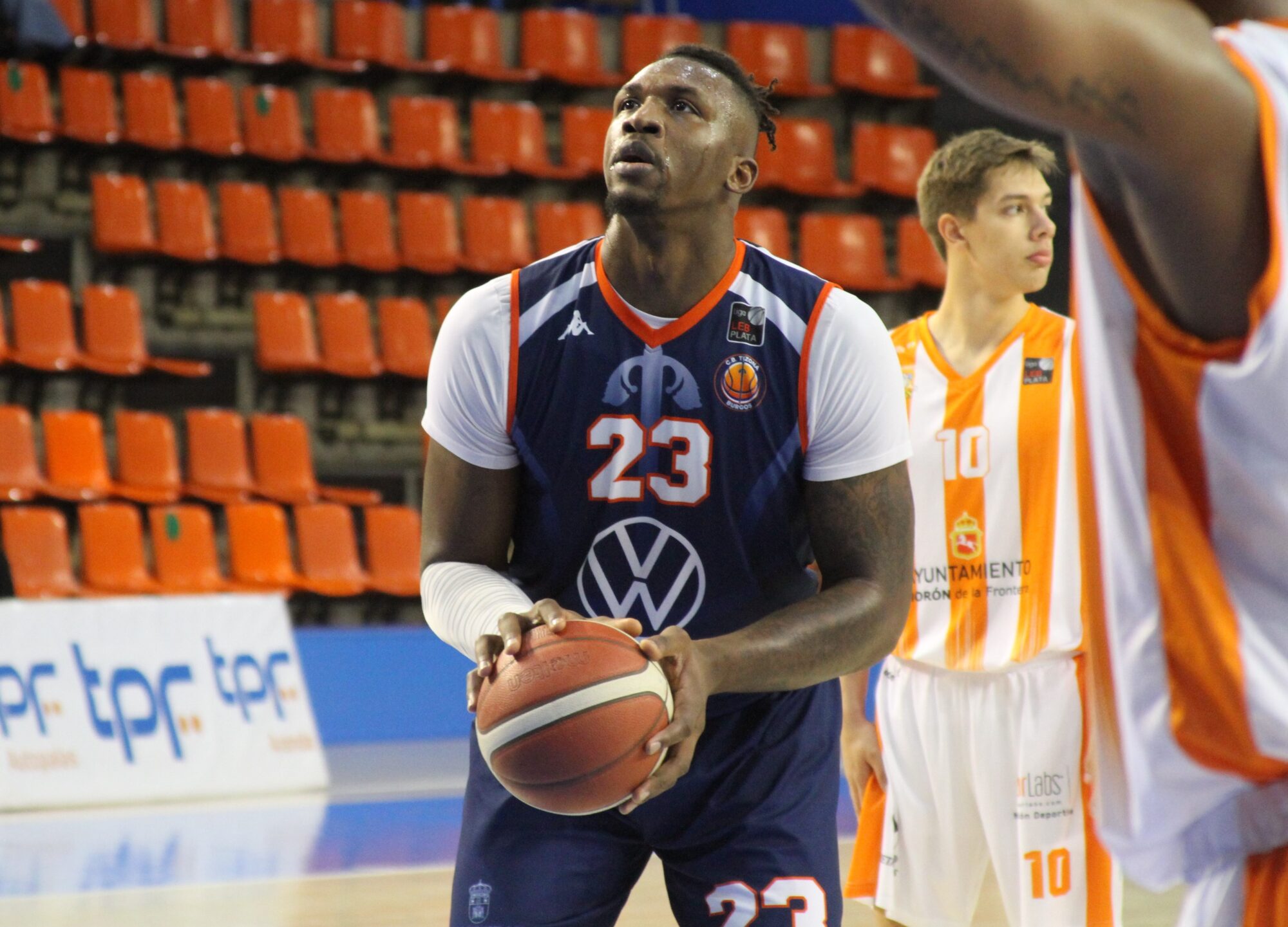 Paso atrás del Tizona UBU para despedir el año (74-78) – Revista Forofos