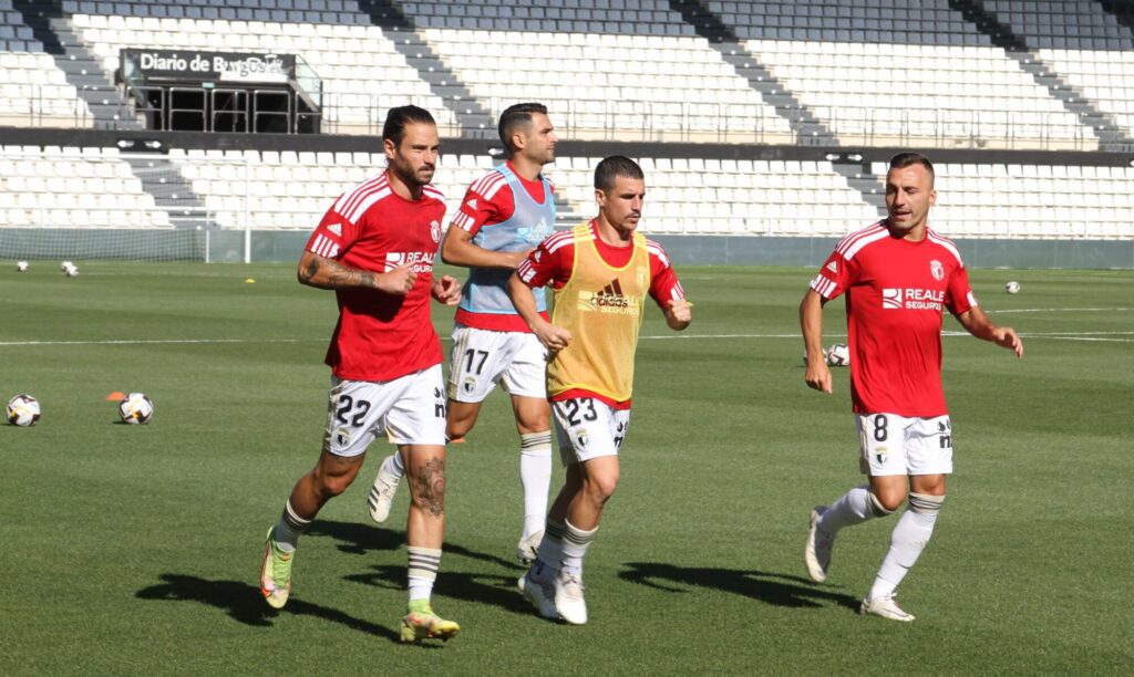 El Burgos CF inicia su concentración asturiana – Revista Forofos