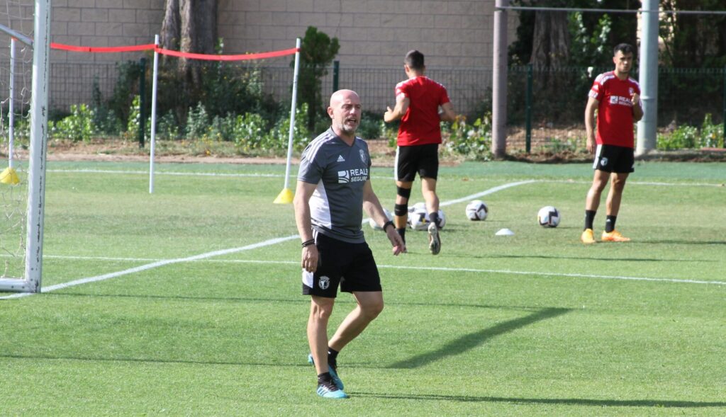 Calero: «No me consta que el fichaje de Curro Sánchez esté cerrado ...