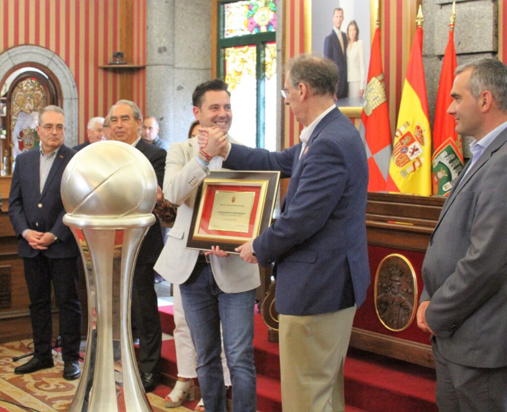 El Ayuntamiento de Burgos felicita al Tizona UBU por su ascenso – Revista Forofos