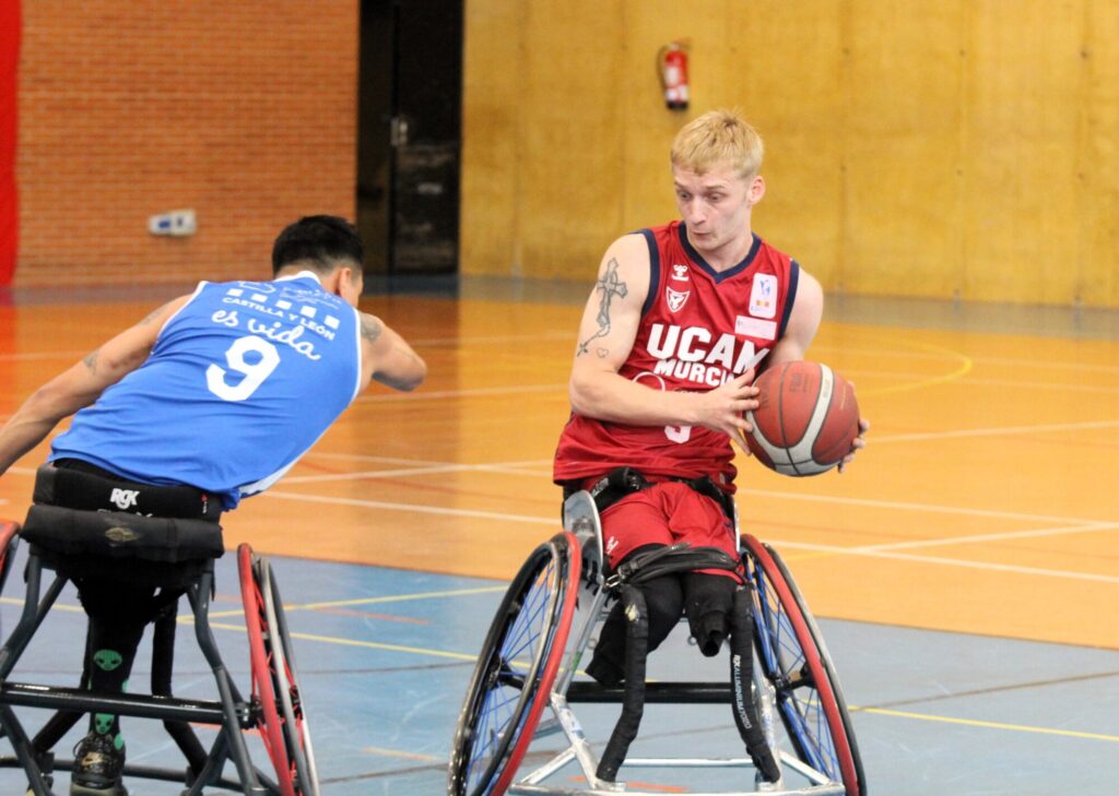 El Servigest Burgos planta cara el UCAM Murcia pero acaba perdiendo (61 ...