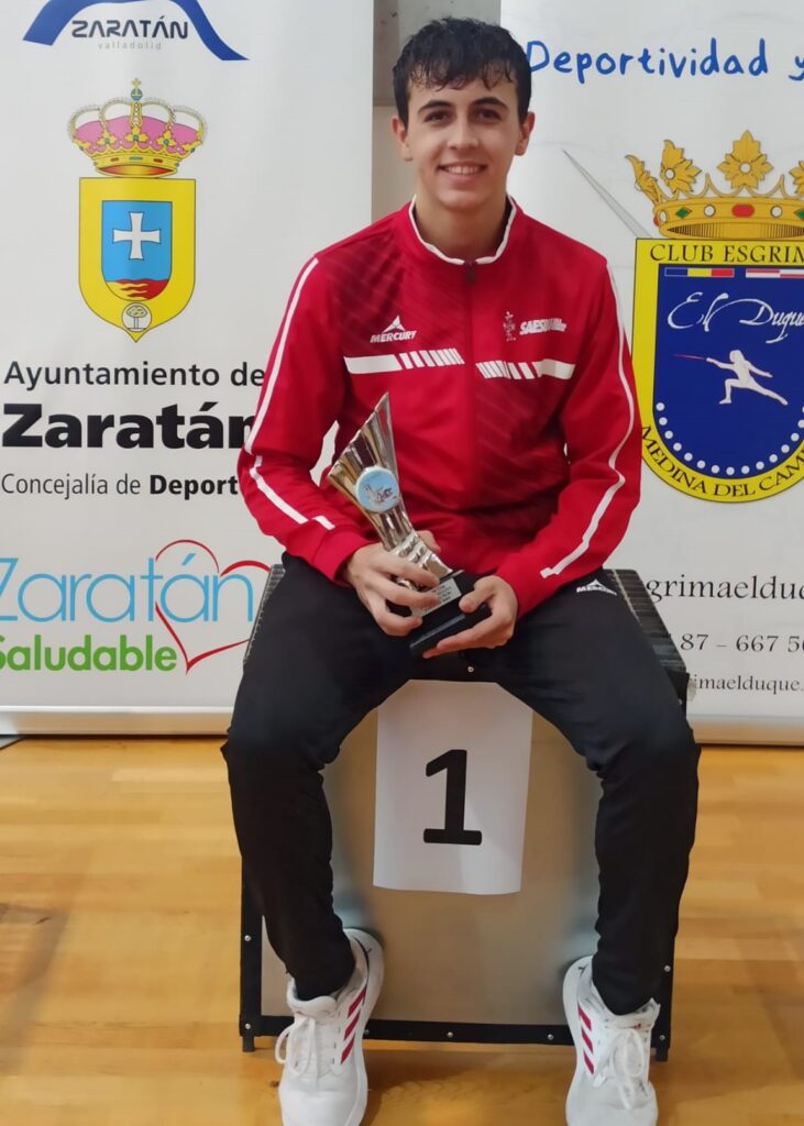 Triunfo de José Miguel Martín en el Torneo Nacional Júnior de Zaratán ...