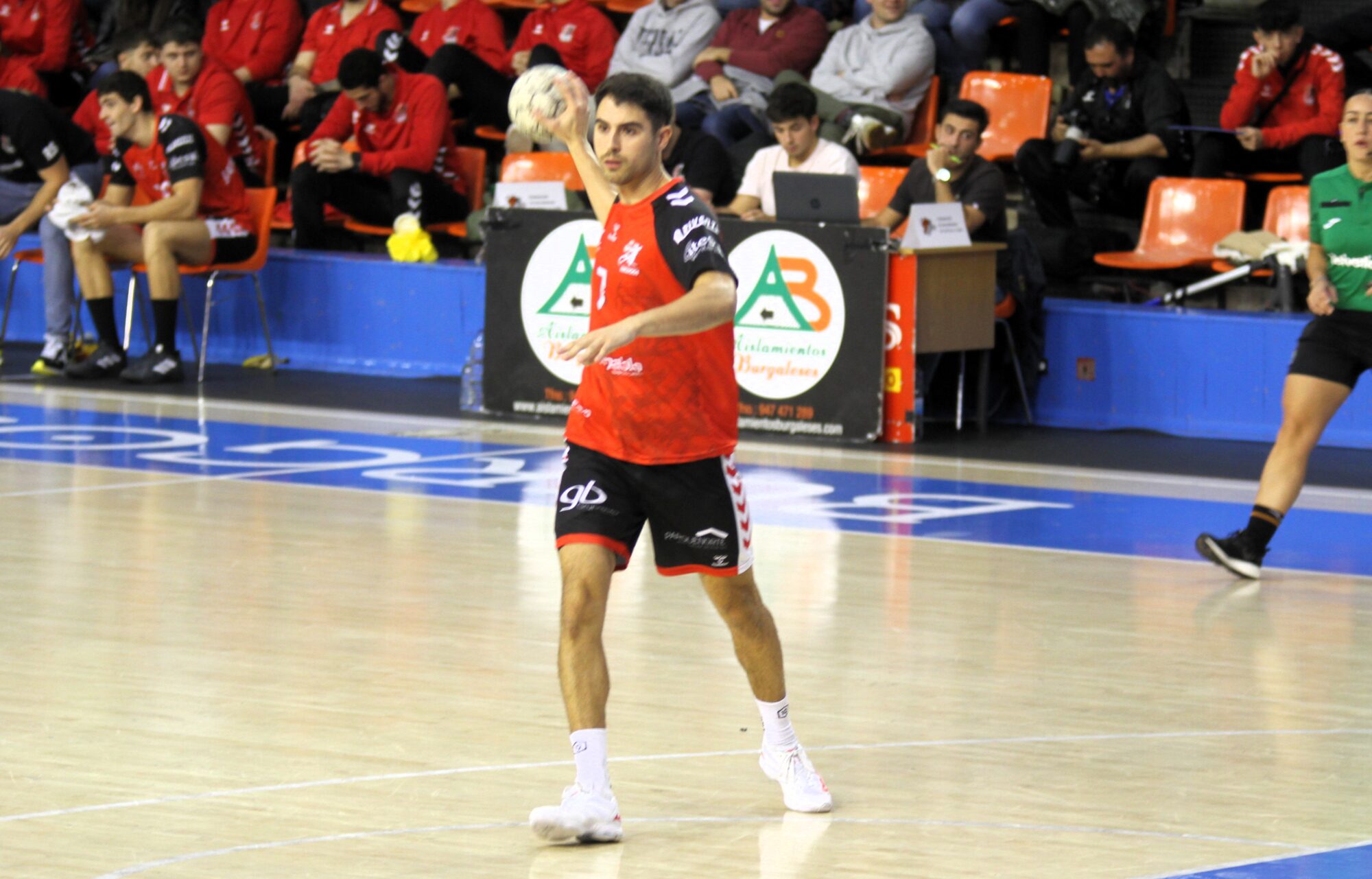 El UBU San Pablo cierra el año como líder (29-20) – Revista Forofos