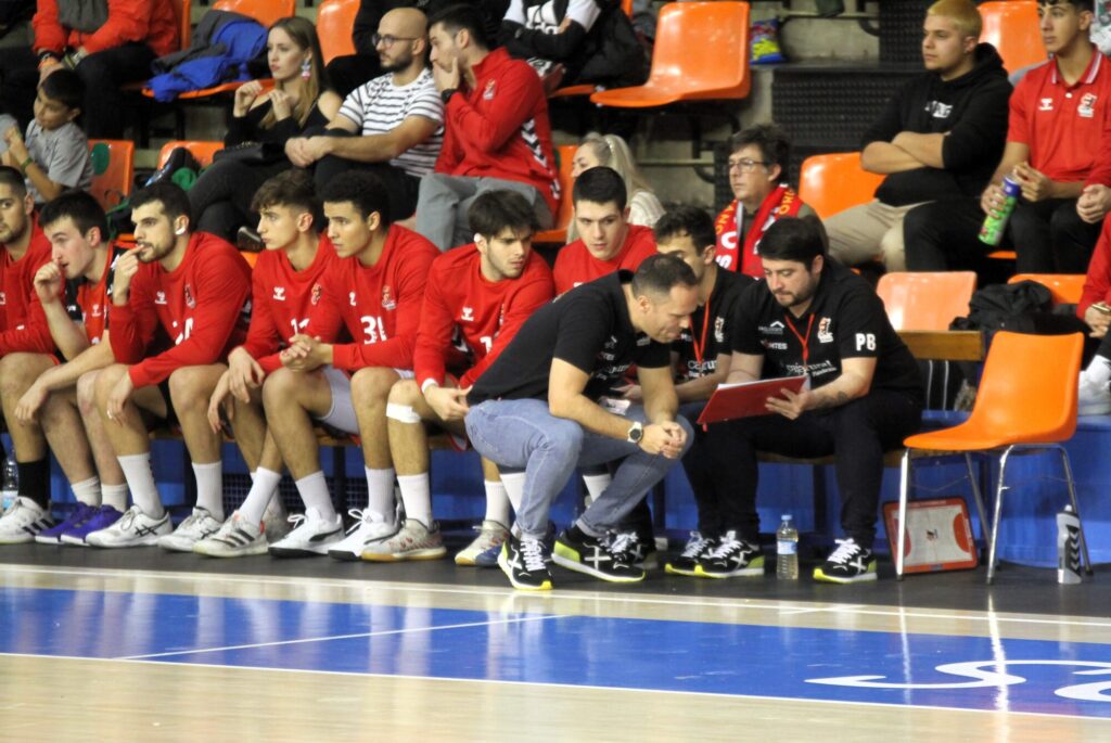 El UBU San Pablo cierra el año como líder (29-20) – Revista Forofos