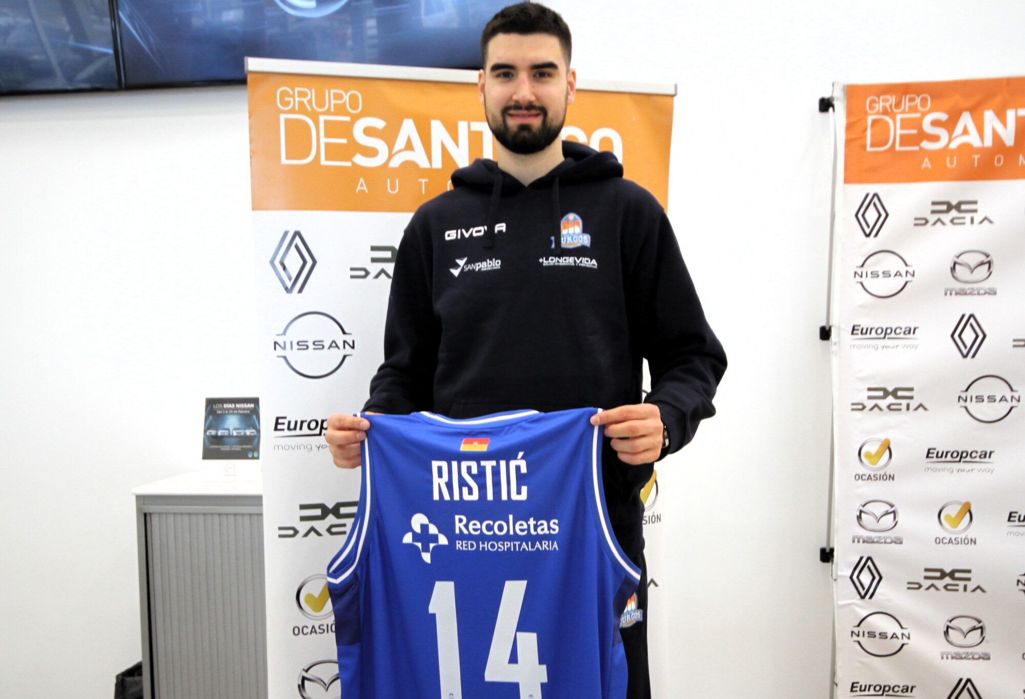 Dusan Ristic: «Vengo a ayudar al San Pablo a volver donde pertenece ...