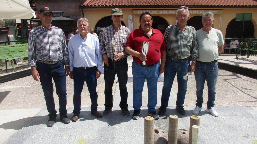 Manuel Maeso, campeón provincial de veteranos de bolo burgalés ...