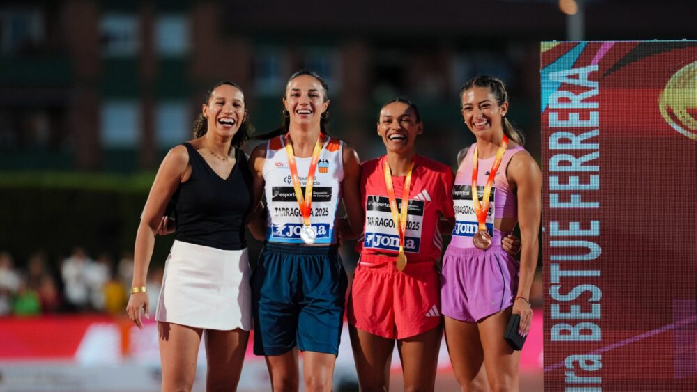 Lucía Carrillo amarra el bronce en los 200 metros – Revista Forofos