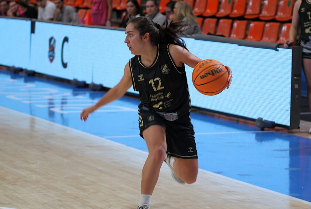 El UBU Babieca cede en el último cuarto ante el Villamuriel (59-67 ...