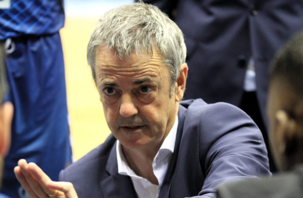 El San Pablo Burgos vende cara su derrota (95-98) – Revista Forofos