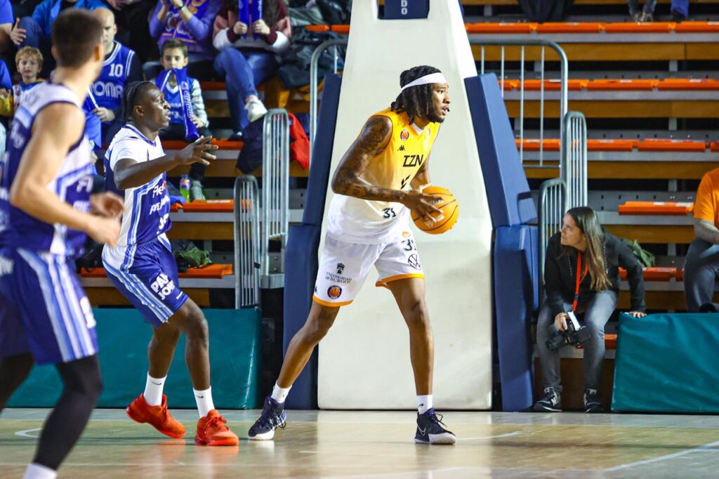 El Grupo Ureta Tizona roza la remontada pero cae en Fuenlabrada (76-69 ...